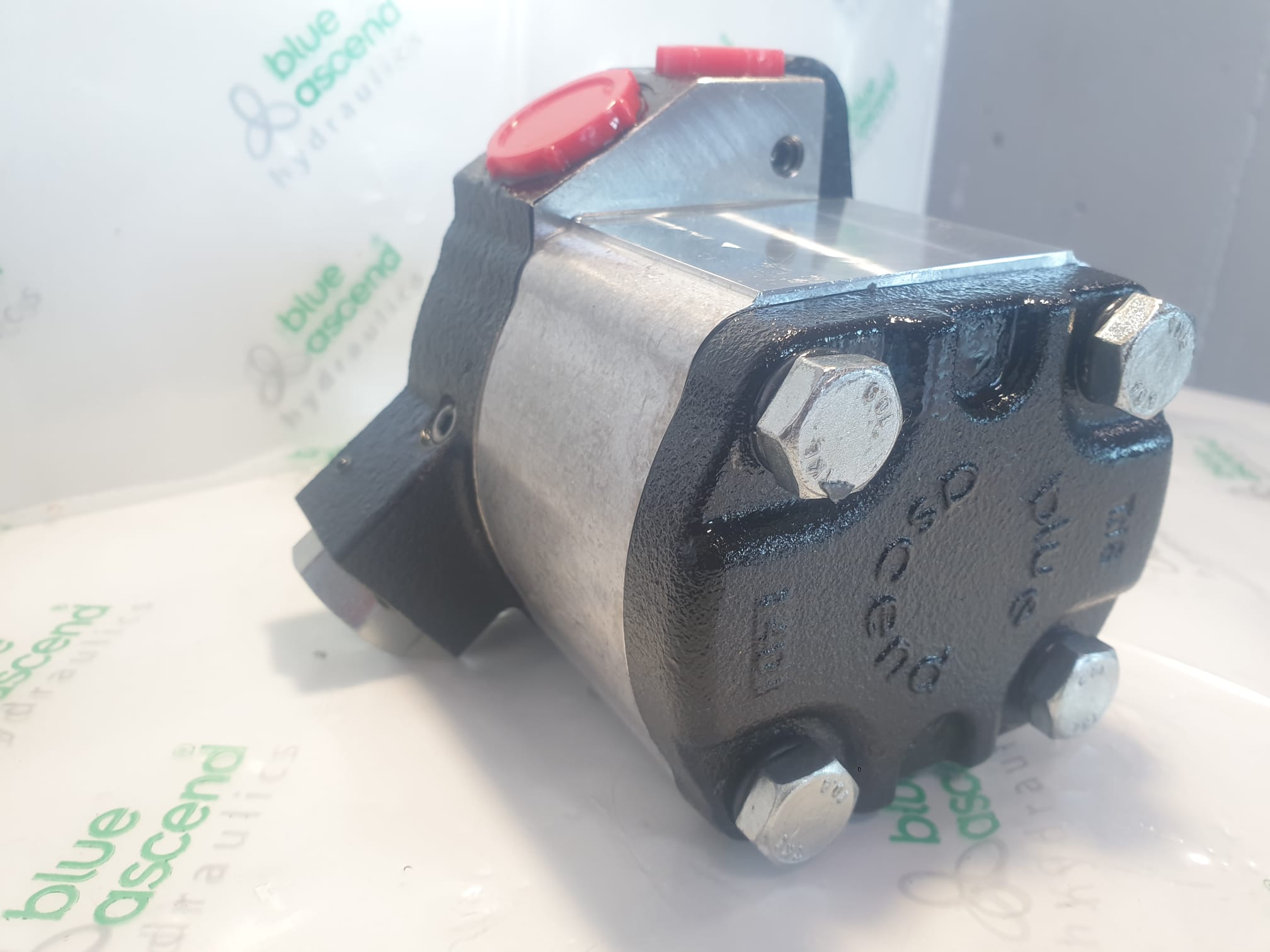 Blue Ascend Hydraulics GmbH | MB Trac, Unimog Hydraulischen Zahnradpumpen